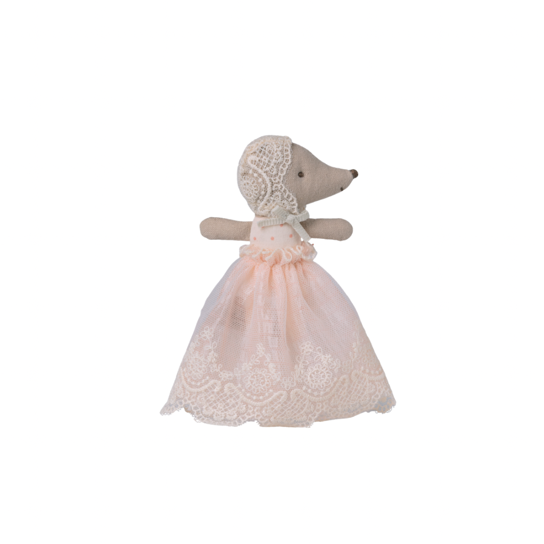 Maileg Baby mouse in gown - Powder – Mouse in a Box